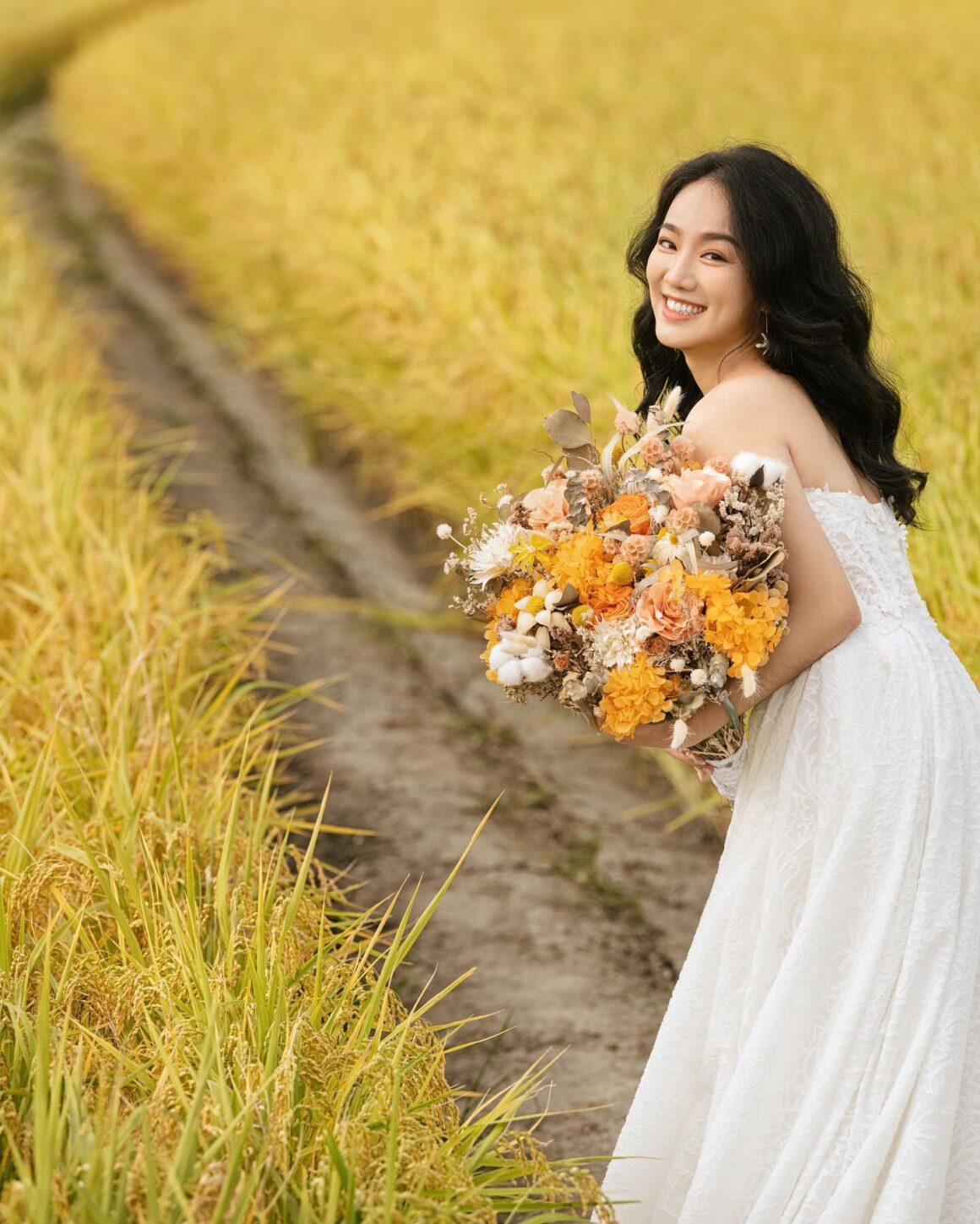 看好婚期就下訂！全台超搶手的人氣新秘推薦名單